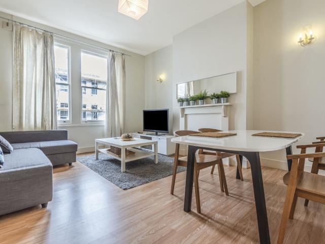 apartment to rent in Milson Road, West Kensington, London, W14