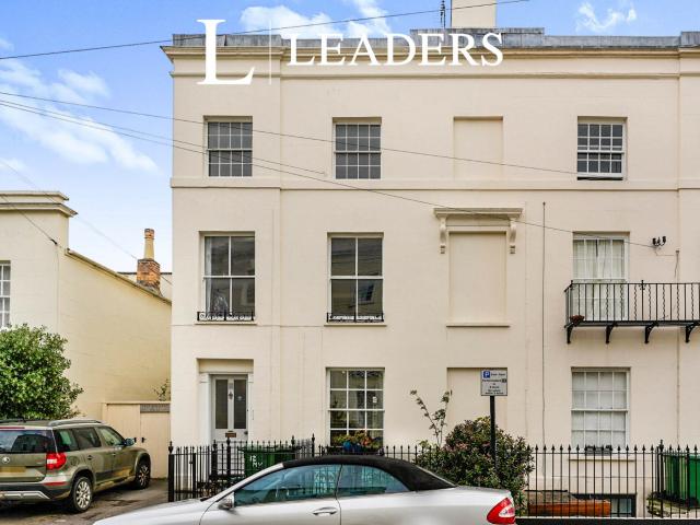 Apartment to rent in Montpellier Villas, Cheltenham, GL50 | Leaders