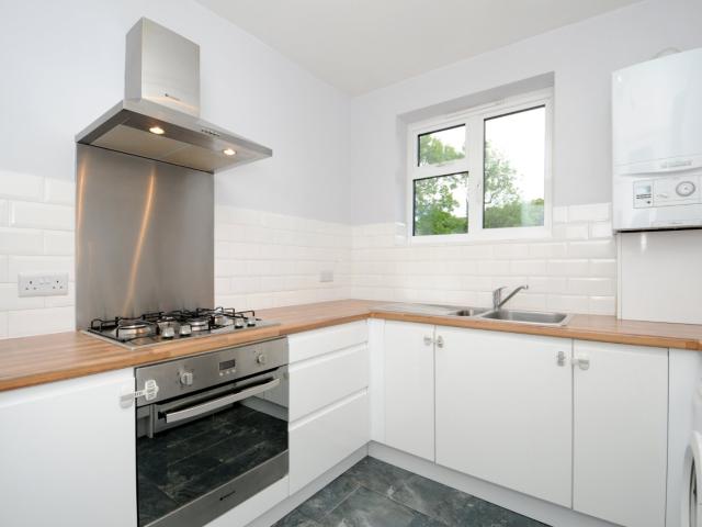 apartment to rent in Muswell Hill, London, N10