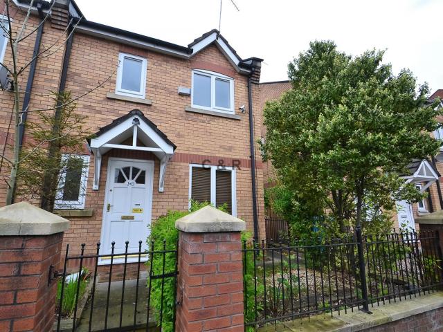 apartment to rent in Nash Street, Hulme, Manchester. M15 5NZ
