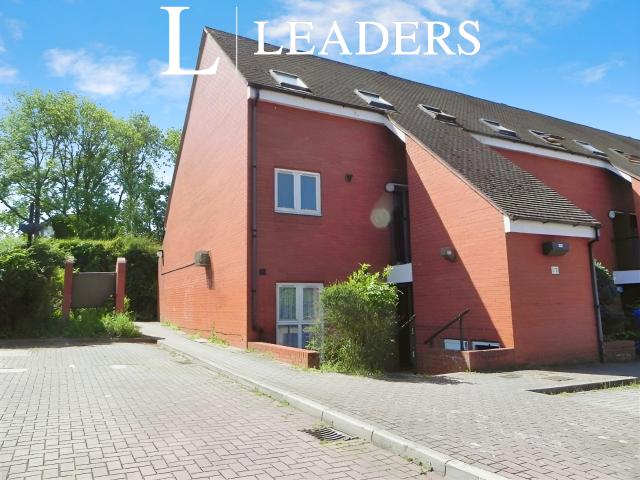 Apartment to rent in Netteswell Orchard, Harlow, CM20 | Leaders