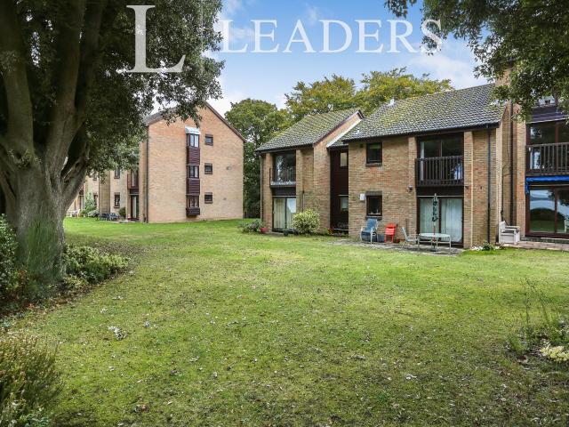 Apartment to rent in Netley Cliff, Victoria Road, Netley Abbey, Southampton, SO31 | Leaders