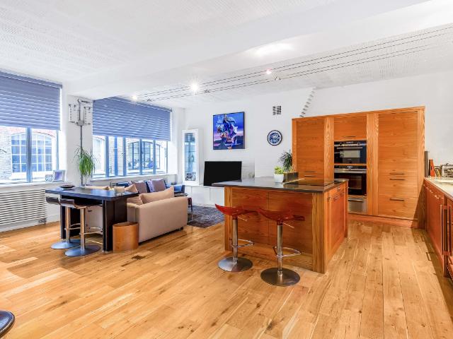 apartment to rent in Newbury Street, London, EC1A
