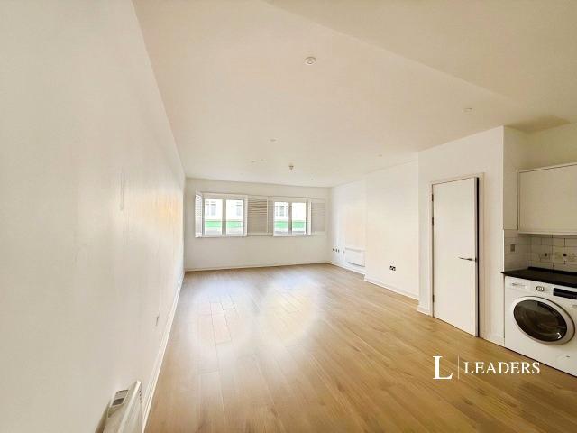 Apartment to rent in North Street, Brighton, East Sussex, BN1 | Leaders