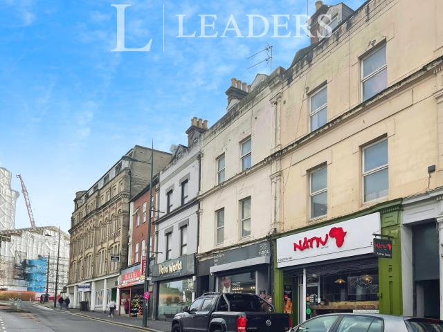 Apartment to rent in Old Christchurch Road, Bournemouth, BH1 | Leaders