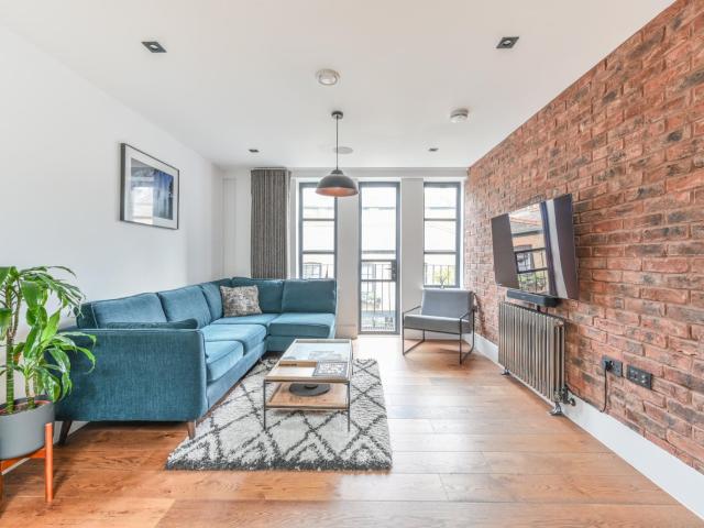 apartment to rent in Old Town, Clapham, London, SW4