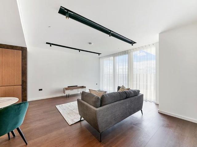 Apartment to rent in One Park Drive E14