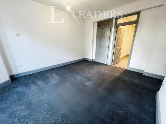 Apartment to rent in Park Lane, Newmarket, CB8 | Leaders