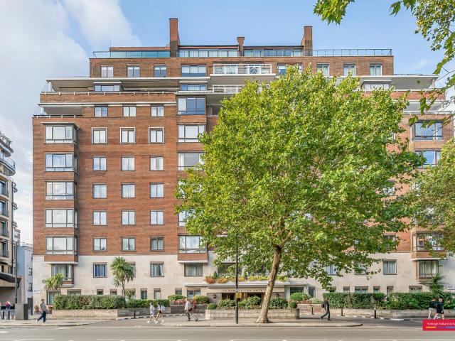 apartment to rent in Porchester Gate, Bayswater, London, W2