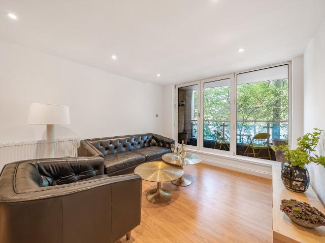 apartment to rent in Plough Way, Surrey Quays, London, SE16