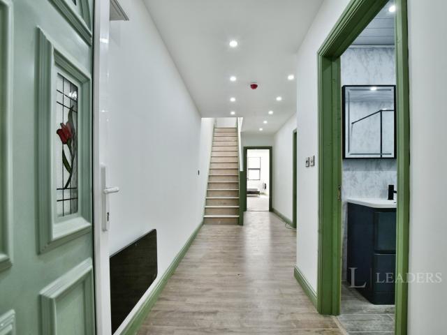 Apartment to rent in Princes Street, Stockport, Greater Manchester, SK1 | Leaders