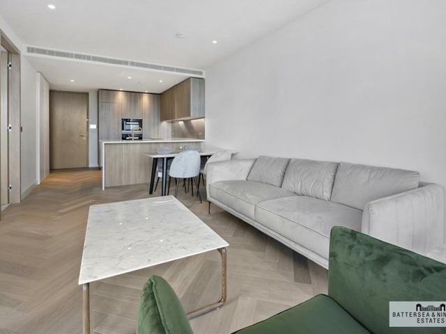 Apartment to rent in Principal Tower, Principal Place, EC2A