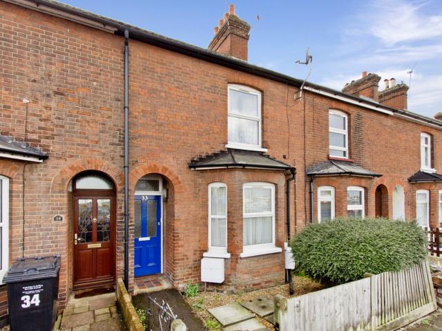 Apartment to rent in Priory Road, Tonbridge, Kent, TN9 | Leaders