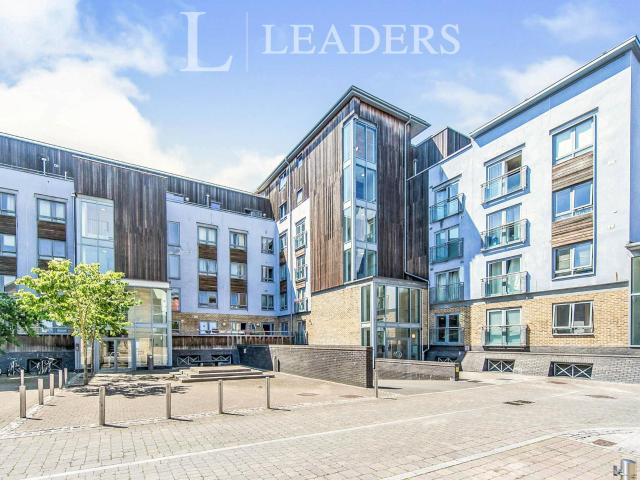 Apartment to rent in Quayside Drive, Colchester, CO2 | Leaders