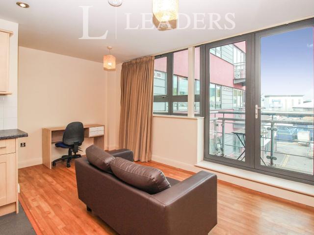Apartment to rent in Queens Road, Coventry, West Midlands, CV1 | Leaders