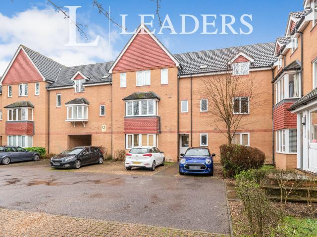 Apartment to rent in Redoubt Close, Hitchin, Hertfordshire, SG4 | Leaders