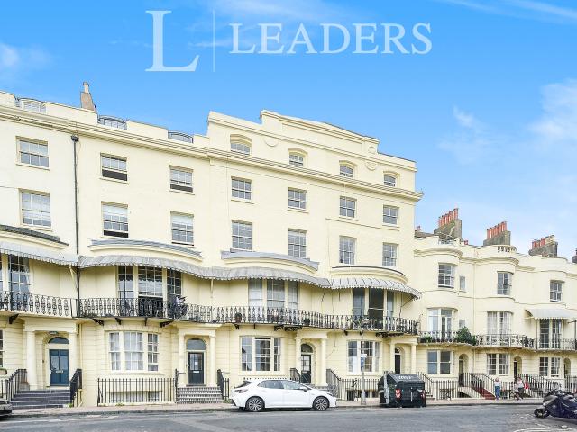 Apartment to rent in Regency Square, Brighton, BN1 | Leaders