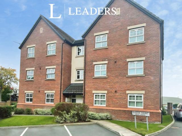 Apartment to rent in Regency Walk, Middlewich, Cheshire, CW10 | Leaders