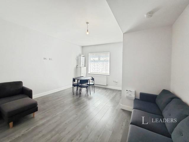 Apartment to rent in Rimrose Road, Bootle, Merseyside, L20 | Leaders