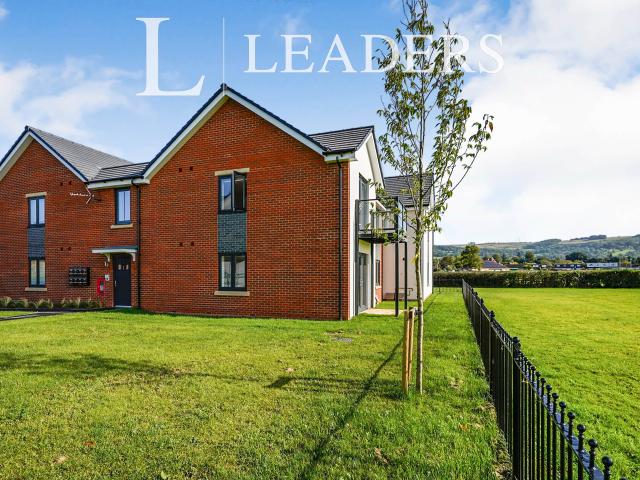 Apartment to rent in Ridge Close, Cheltenham, GL52 | Leaders