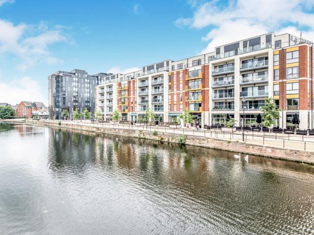 Apartment to rent in Riverside Square, Bedford, Bedfordshire, MK40 | Leaders