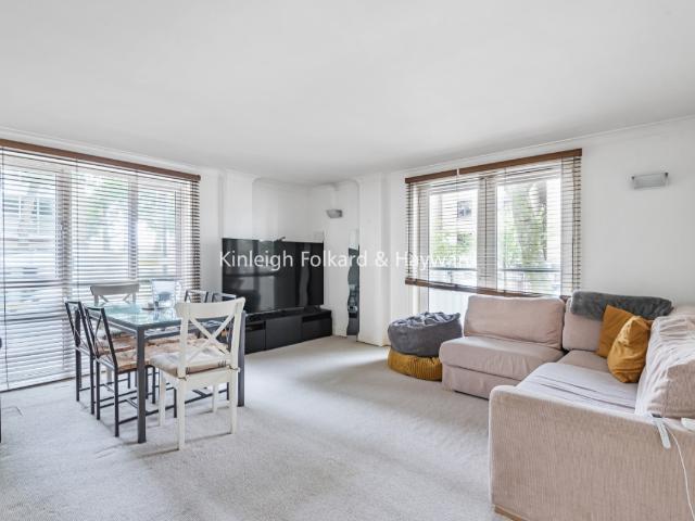 apartment to rent in Rope Street, Surrey Quays, London, SE16