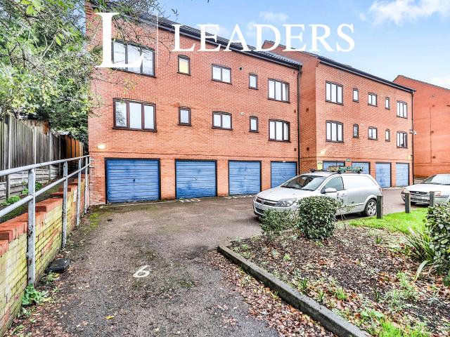 Apartment to rent in Roseville Close, Norwich, NR1 | Leaders