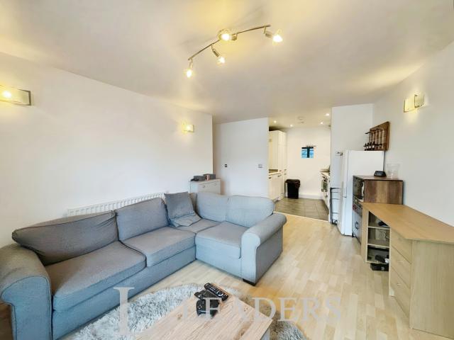 Apartment to rent in Royal View, 80 Grand Parade, Brighton, BN2 | Leaders