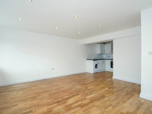apartment to rent in Rye Lane, Peckham, London, SE15
