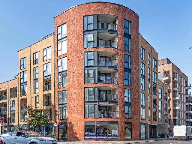 apartment to rent in Rye Lane, Peckham, London, SE15