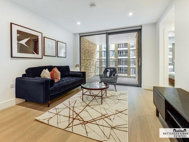 Apartment to rent in Salisbury House, Prince of Wales Drive, SW11