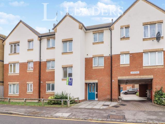 Apartment to rent in Sarum Road, Luton, Bedfordshire, LU3 | Leaders