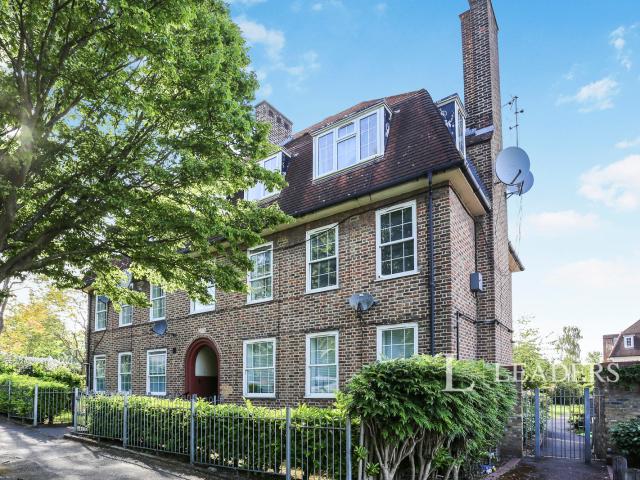 Apartment to rent in Sedgehill Road, London, SE6 | Leaders