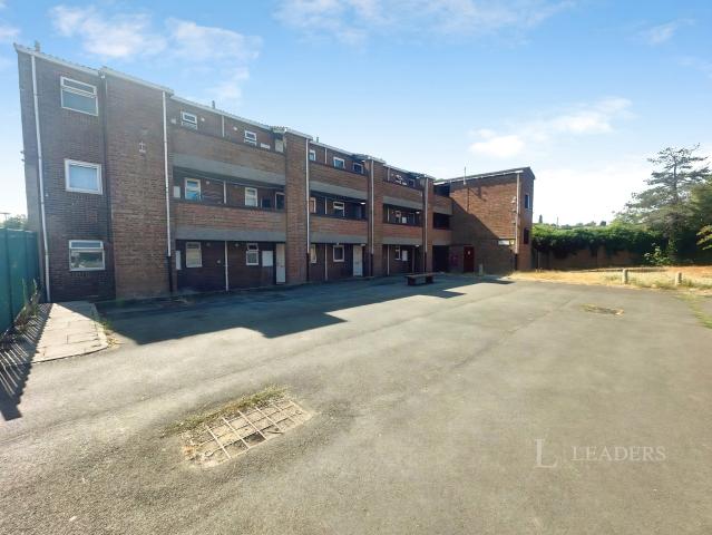 Apartment to rent in Shaftesbury Road, Luton, Bedfordshire, LU4 | Leaders