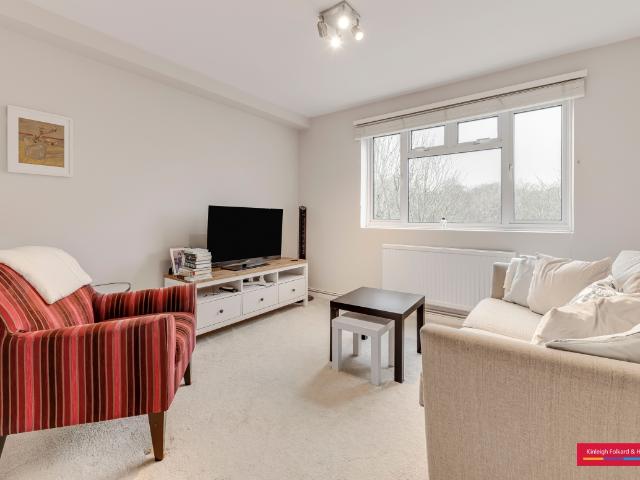 apartment to rent in South Close, Highgate, London, N6