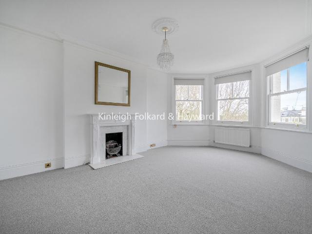apartment to rent in Spencer Road, Chiswick, London, W4
