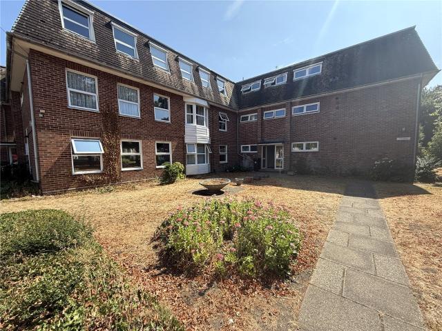 Apartment to rent in Spring Road, Southampton, Hampshire, SO19 | Leaders