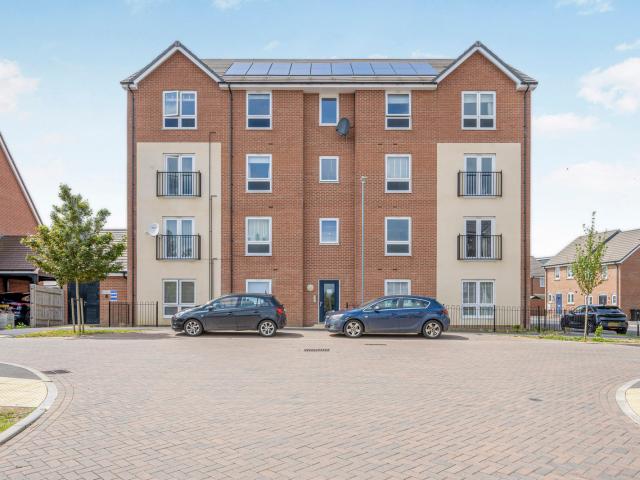 Apartment to rent in St. Vincent Avenue, Newton Leys, Bletchley, Milton Keynes, MK3 | Leaders