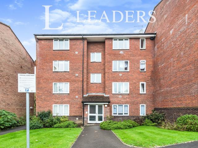 Apartment to rent in St Leonards Park, East Grinstead, RH19 | Leaders