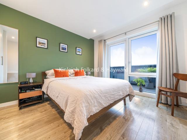 apartment to rent in Station Approach, London, SE26