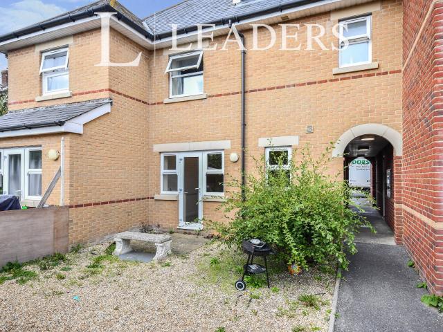 Apartment to rent in Stanley Road, Bournemouth, BH1 | Leaders