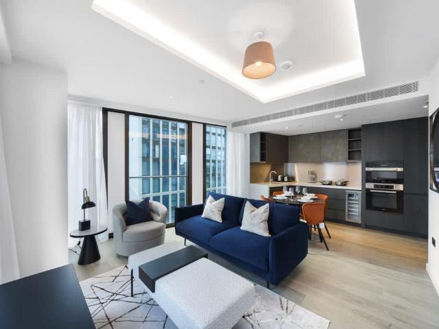 apartment Thames City, London SW8