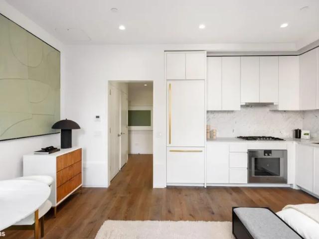apartment Upper East Side NY DLS102715803
