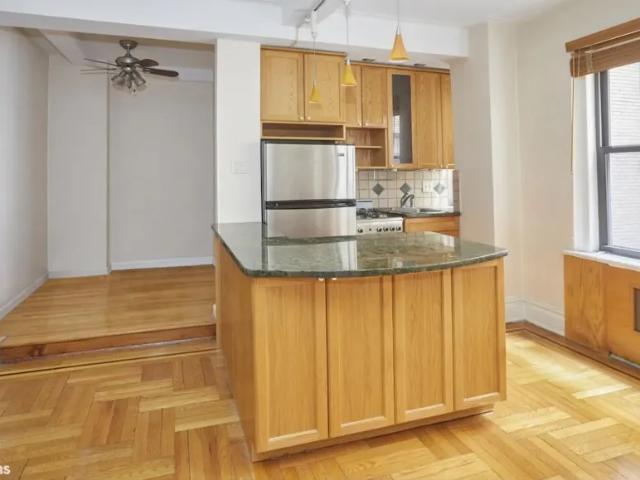 apartment Upper East Side NY ES102245710