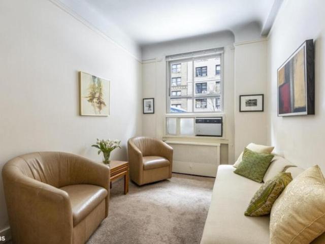 apartment Upper West Side NY DS102245651