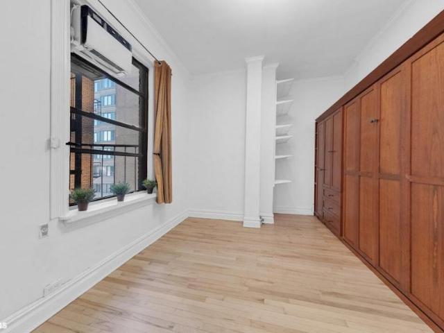 apartment Upper West Side NY DS102245686