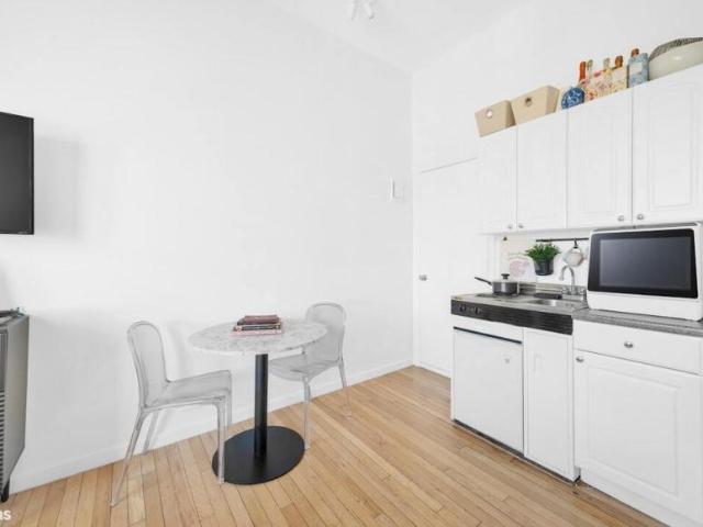 apartment Upper West Side NY ES98818452