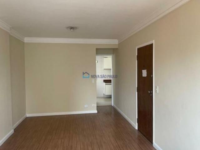 Apartmento com 3 quartos, sala grande na Vila Clementino São Paulo