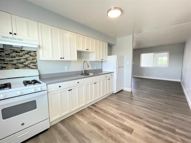 Apartments at College Oak on 5242 College Oak Drive, Sacramento, CA