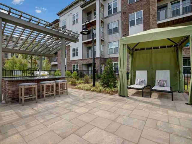 Apartments at Eleven240 3 Bedroom Apartment for Rent at 11240 Woolwich St, Charlotte, NC 28216 Wedgewood